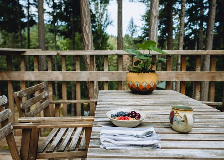 Top 10 Airbnb Vacation Rentals In Salt Spring Island, Canada - Updated ...