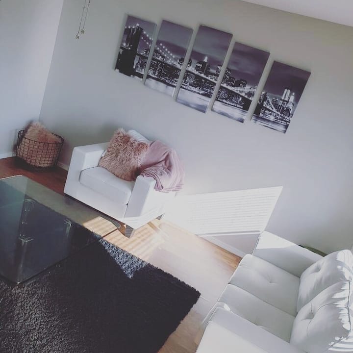 Chic Uptown Phoenix Condo, Minutes From Downtown - Phoenix, AZ