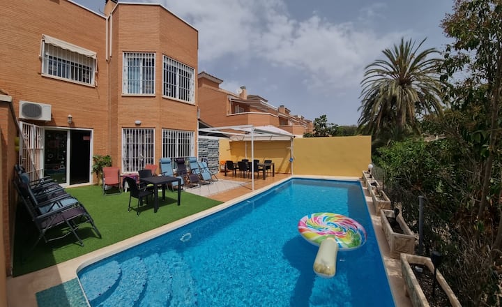 Chalet Con Piscina Y Jacuzzi Privad@ 8 Huéspedes - Alicante