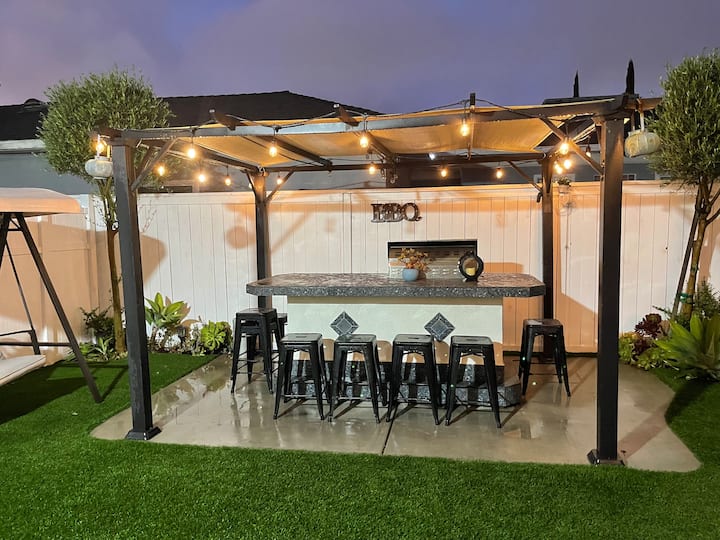 Brand New, Private, Stylish & Nice Patio - Orange, CA