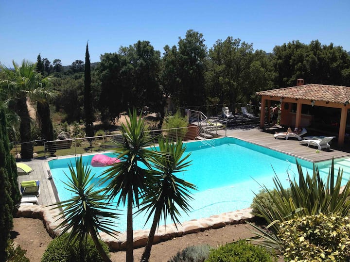 Villa 300 M2 Entre Mer Et Maquis - Corsica