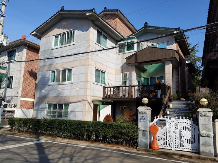 [104] One Bedroom Apartment Near Station - 석동