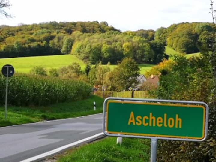 "In Der Natur Und Doch Zentral" - Steinhagen