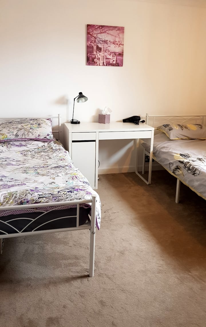 A Double Room,
Two Single Beds - Portsmouth
