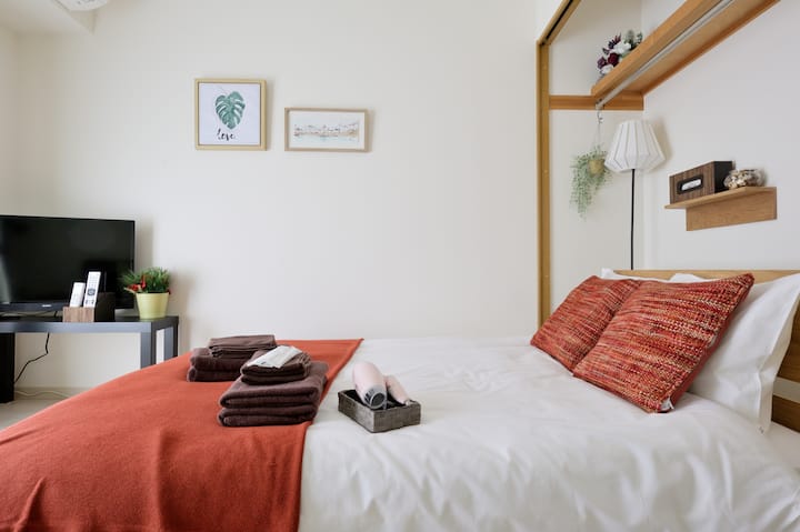 9909/near Shinsaibashi/shopping/osaka/japan/602 - Umeda