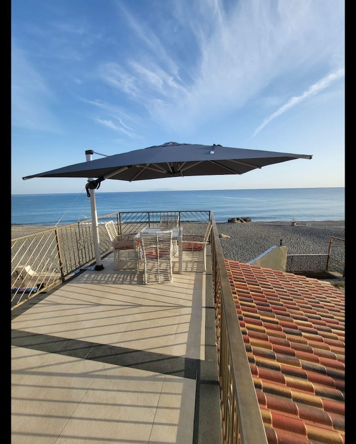 Terrazza Sul Golfo. - Falcone
