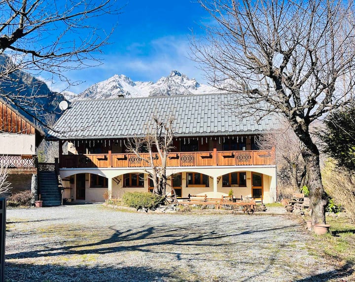 Le Catelan, Cycle & Ski Holidays, 15 + Guests - Chamrousse