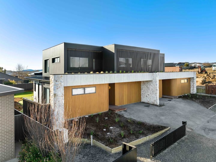 Wonder On Alice - With Sauna & Mini Golf - Jindabyne