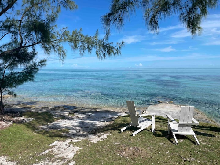 Cottage By The Ocean - Bahamas