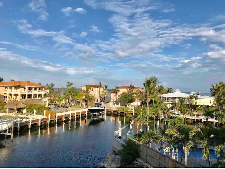 Paradise On The Water - Key Largo, FL