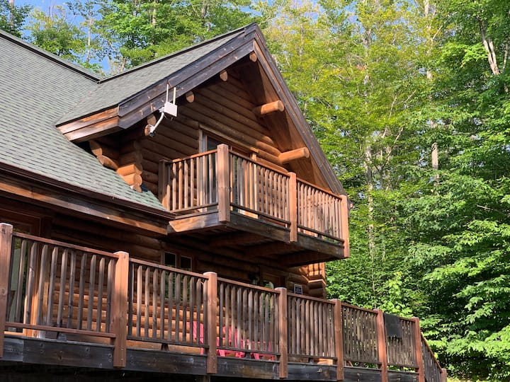 Salwa  Mont-tremblant Spa/pool/tennis/volleyball - Laurentides