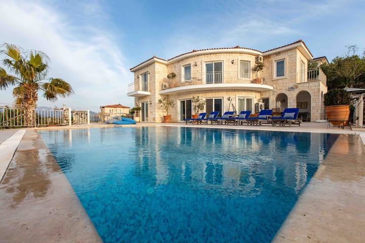 Kaş, Antalya 
 Villa Bella Vista - Kaş