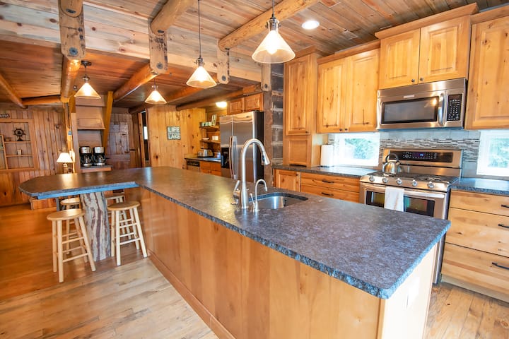 Epic Mccall Group Cabin | Close To Park, Lake,town - McCall, ID