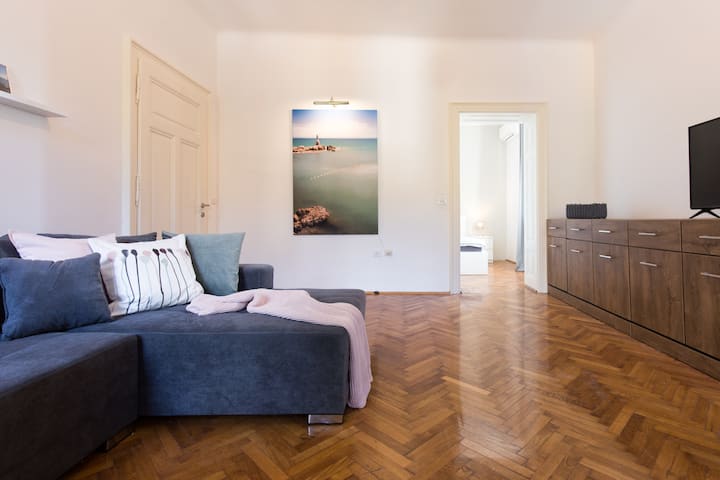 Newly Renovated Prime Location Parking 3 Min/beach - Opatija