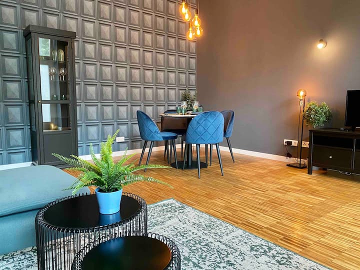 Amazing Apartment For 4 In Prenzlauer Berg Berlin - 十字山