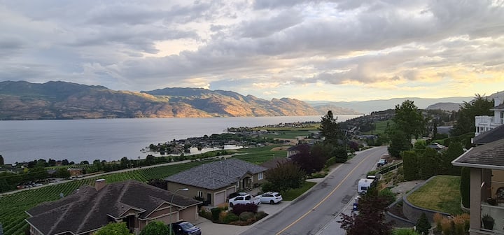 Licensed3b2b/fantastic Lakeview/private Huge Patio - Kelowna