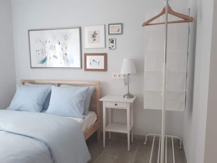 Cozy & Newly Renovated Apartment In Albayzín - Granada