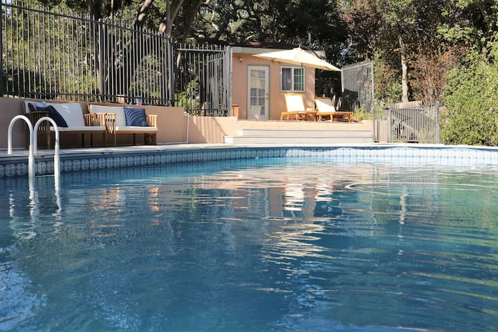 Private Garden Cottage Belmont Hills*pool*hottub* - San Mateo, CA
