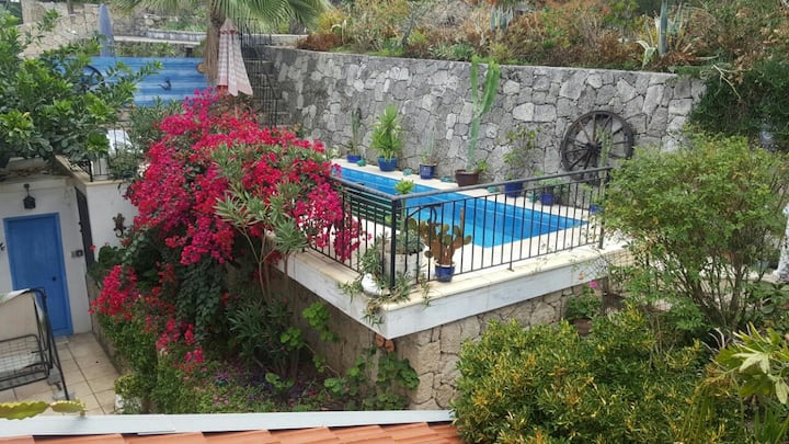 Traditional Bellapais House - Kıbrıs