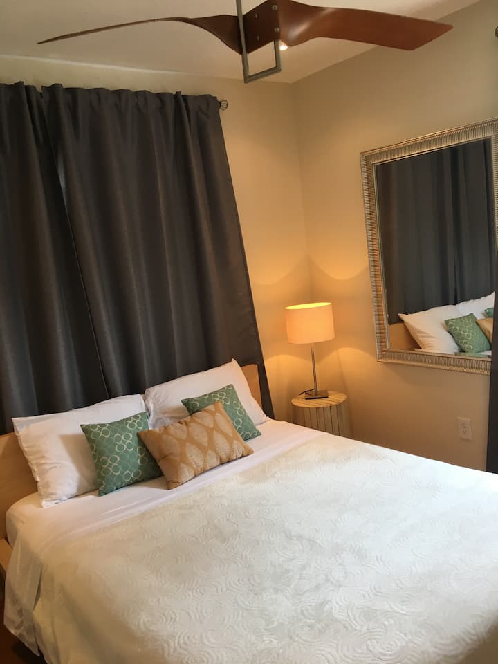 Modern Oasis Within The City - Sacramento, CA