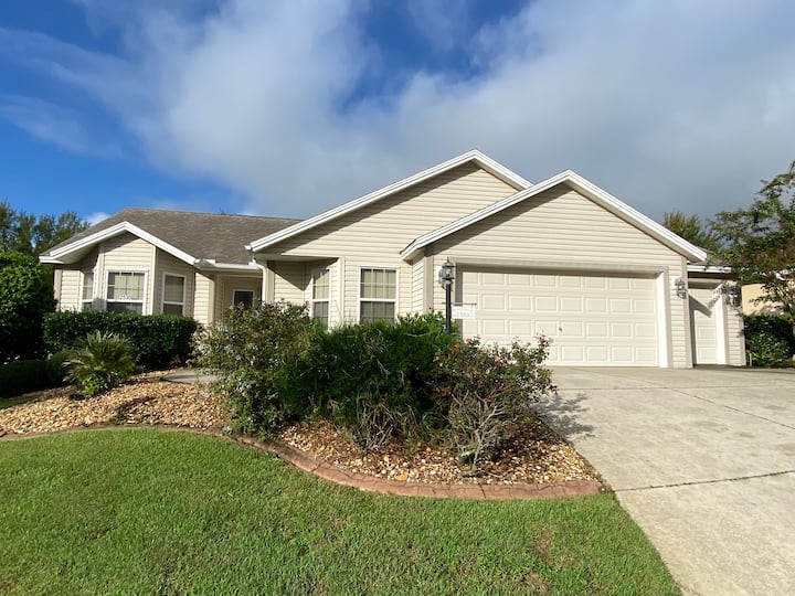 Village Of Hadley | Lush Scenery - The Villages, FL