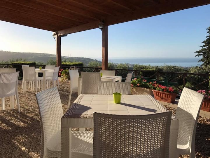 Agriturismo "Il Rifugio Dei Cardinali" - Santa Marinella