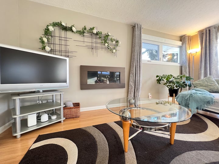 Entirehouse*centralac*9beds*uofc*dt*parks*shopping - Calgary