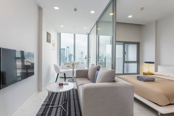 New Condo W/ Great View & Facilities @ Sukumvit 11 - Bangkok