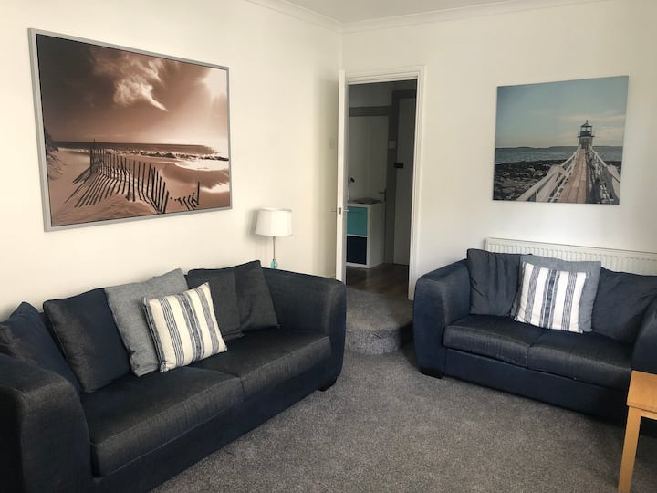 3 Br, *Parking*, Garden, Near Cardiff Castle - Cardiff