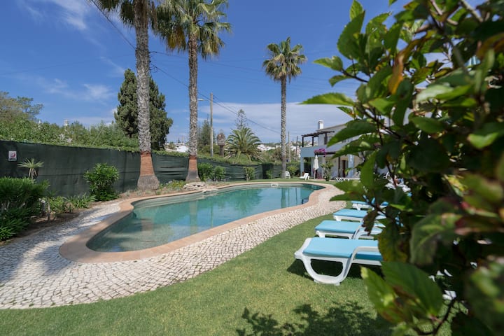 3 Bedroom Beach House In Luz - Algarve