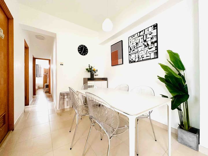 Spacious Flat In City Center Suitable For Families - Hong Kong