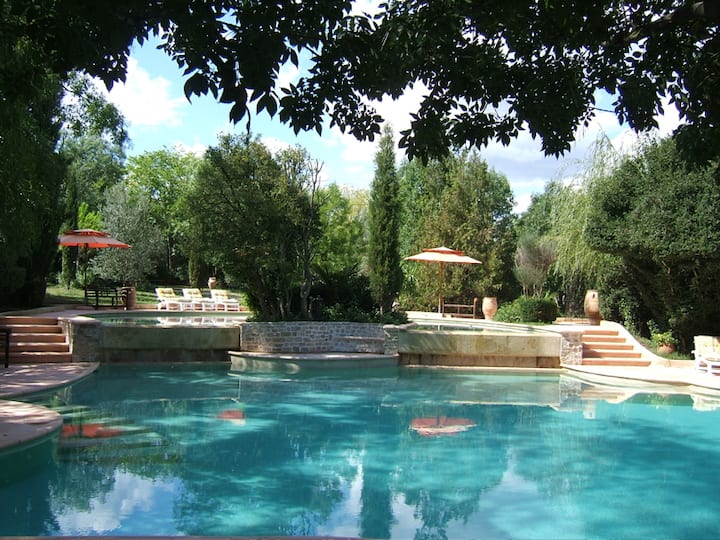 Mas Chaleureux Terrasse Privée Donnant Sur Jardin - Languedoc-Roussillon