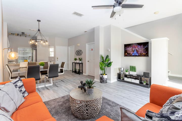 Bella 3br Pool Home Near Disney | No Carpet - Kissimmee