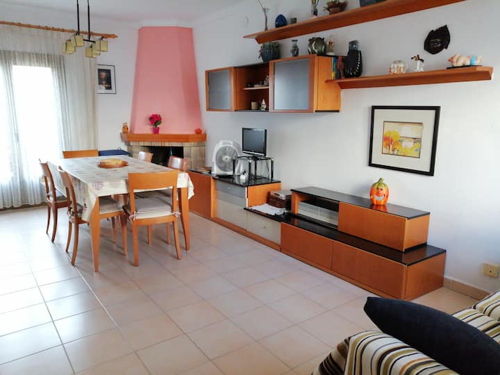 Casa Unifamiliar A Cinco Minutos Playa Riells - L'Escala