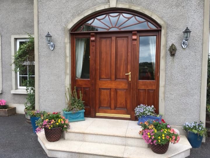 Katesbridge Ferienwohnungen & Unterkünfte - Northern Ireland ...