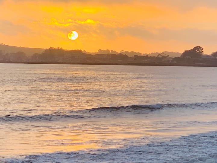 Super Cute Spot In Awesome Half Moon Bay Location - Half Moon Bay, CA