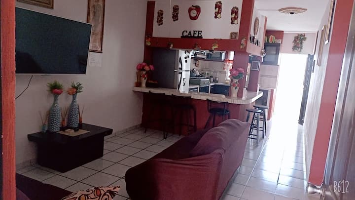 Casa Miriam, Excelente Ubicación - Tepic