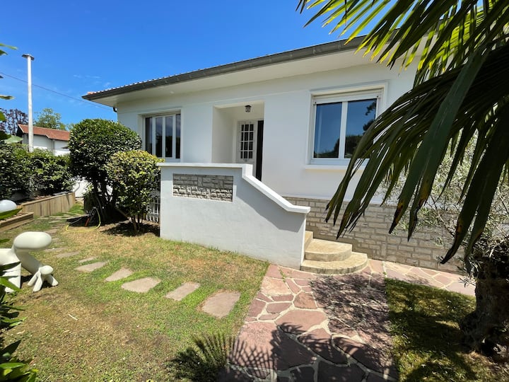 Biarritz-maison De Famille Avec Piscine Pour 8 P. - Biarritz