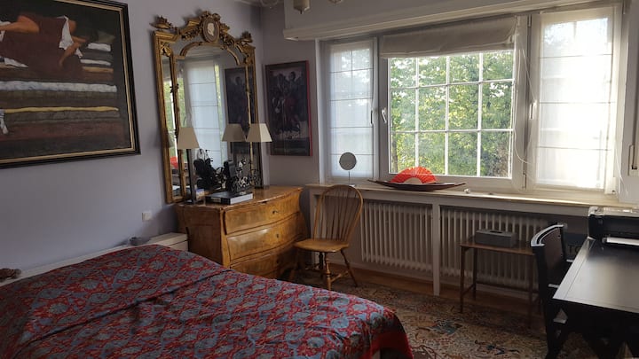 Sunny Bedroom In Belair, Luxembourg City - Luxembourg City