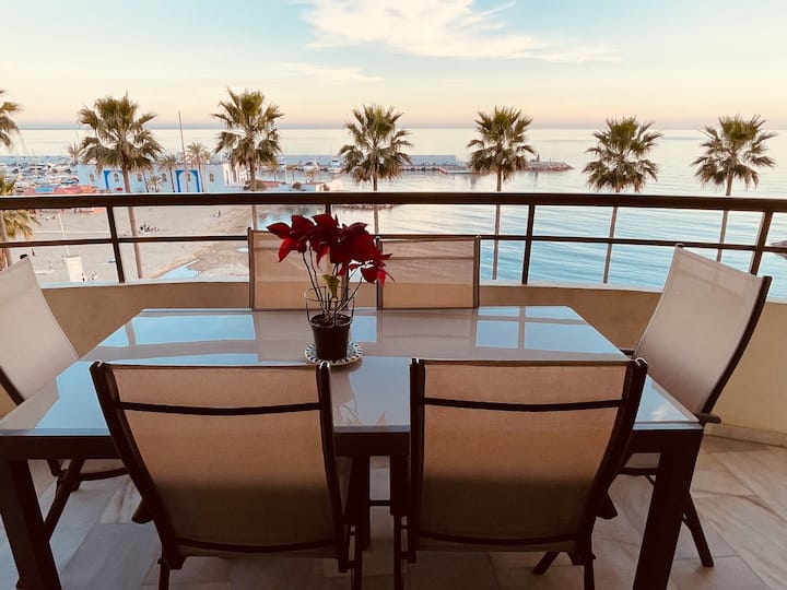 Marbella Front Line Beach 180m2 Apartment - Marbella