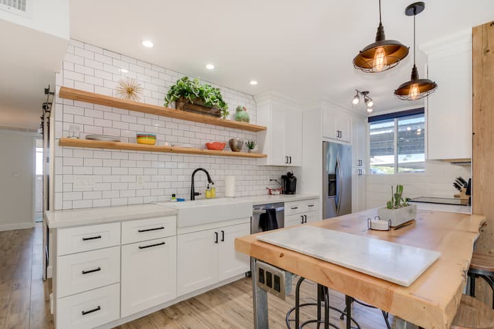 Luxe Arcadia Condo In Walkable Restaurant Paradise - Paradise Valley, AZ