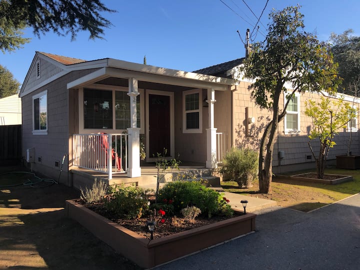 Private & Quiet Cottage In Foothills Near Apple - Saratoga, CA