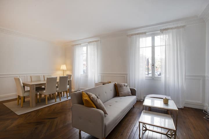 Bel Appartement Haussmannien - 10mins Tour Eiffel - Colombes