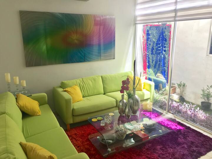 Habitación Cerca Del Consulado, Bajo Las Montañas - Santa Catarina