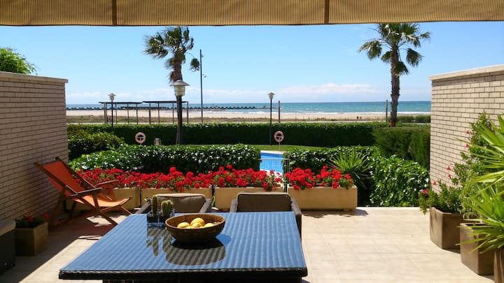 Magnífica Planta Baja En Primera Linea De Mar I - Vilanova i la Geltrú