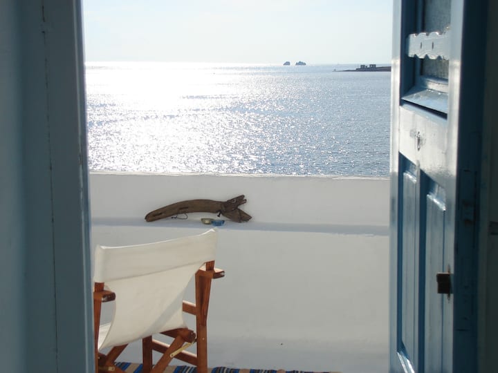 Pantarei: Appartement Face A La Mer "5 June 2004" - Paros