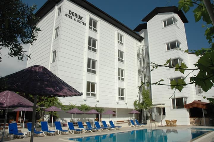 Marmaris İçMelerde Deniz Manzaralı Suit Otel - Marmaris