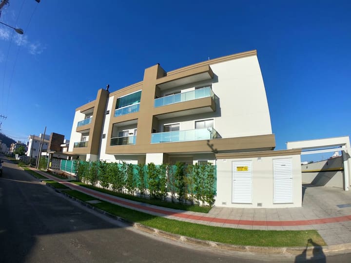 Apartamento 2 Quartos Térreo Em Palmas - Governador Celso Ramos