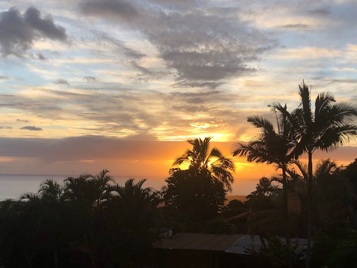 Kona Hale House - Kailua-Kona, HI
