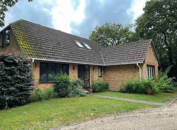 Large 3 Bed House, Good Location For Exploring - Corfe Castle